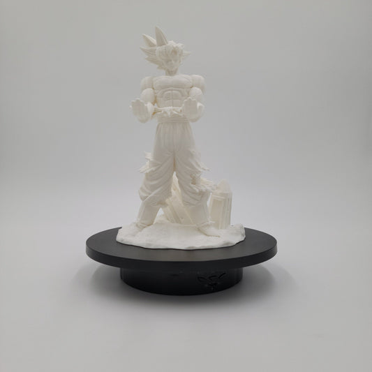 Son Goku Controller Holder Sculpture – Legendary Super Saiyan Buff Edi